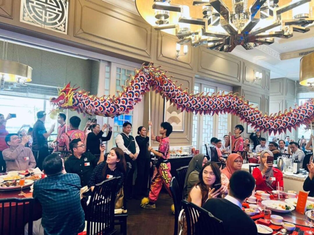 Dragon-CNY-lions-dance